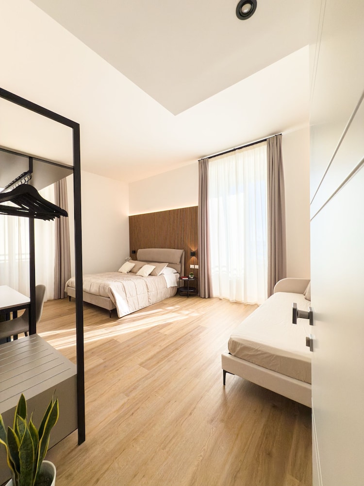 Bianca Guesthouse - Civitavecchia