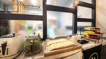 Pequeno-almoço tipo buffet diário incluído