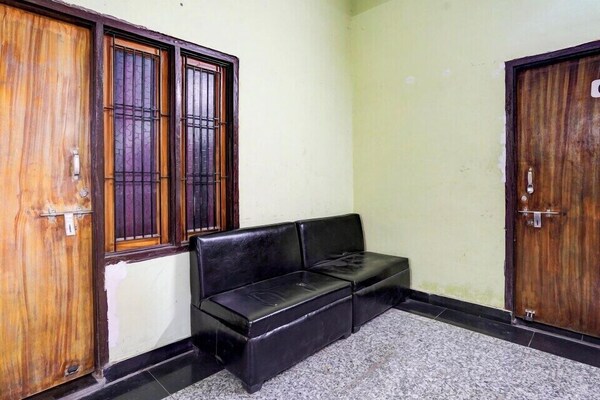 Hotel Radhey Inn - Kanpur