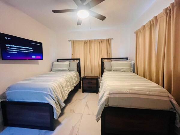 4br 14 Pax Twin Villa-bbq & Private Pool - Punta Cana