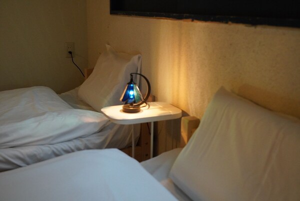 Tug-b Bar&hostel - Otaru