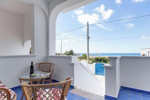 Apartamento Standard, vários quartos (Complesso Azzurro 1 Near The Beach) | Terraço/pátio interior