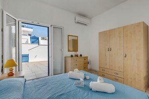 Apartamento Standard, vários quartos (Complesso Azzurro 1 Near The Beach) | Wi-fi grátis, roupa de cama fornecida 