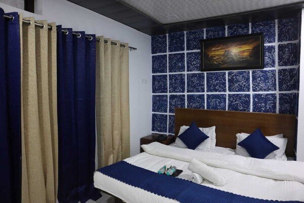 Hotel Everest Highland By Krishiv - Mussoorie
