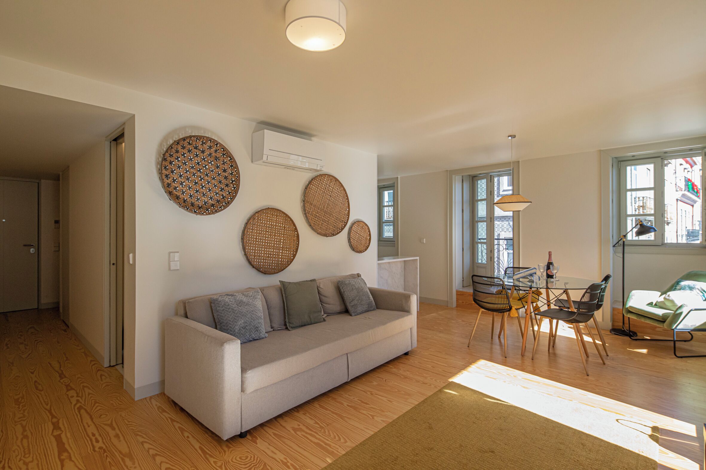 Apartamento, varanda, Vista para a cidade | Sala de estar