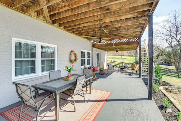 Rustic Cowboy Ranch Retreat: Stay Near Nashville - Smyrna, TN