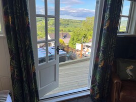 Cabana, vista para a colina | Terraço/pátio