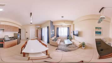 Apartamento em Condomínio Fechado, 1 quarto, pátio | Sala