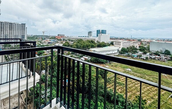 Apartamento em Condomínio Fechado, 1 quarto | Varanda
