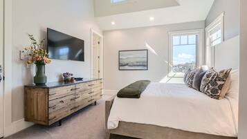 Casa | 4 quartos, secretária, internet de alta velocidade