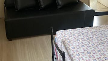 Dúplex Básico, Vista para a cidade | Sala de estar