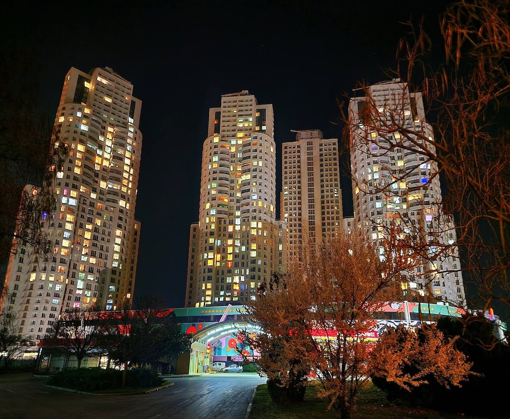 19th Floor Condo In Cevahir With Pool & Fitness - Skopje