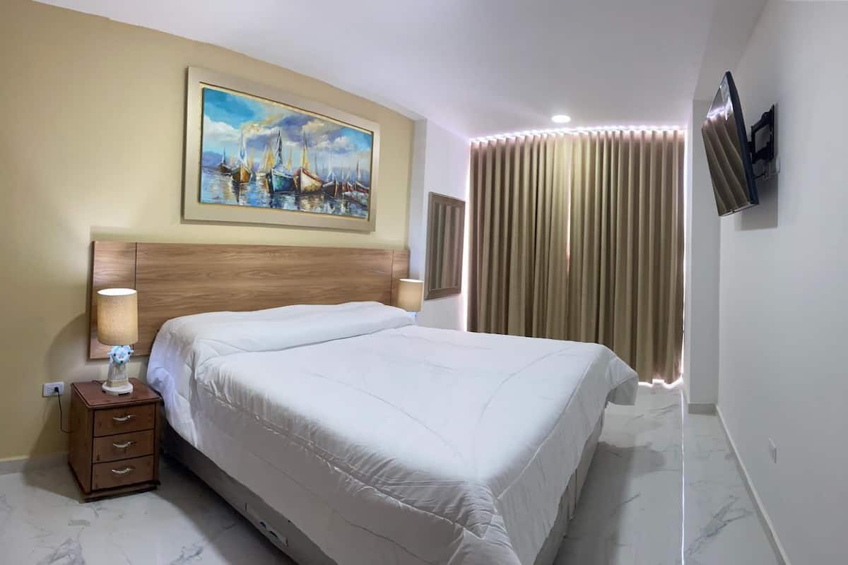 Quarto Deluxe | 1 quarto, secretária, Wi-fi grátis, roupa de cama fornecida