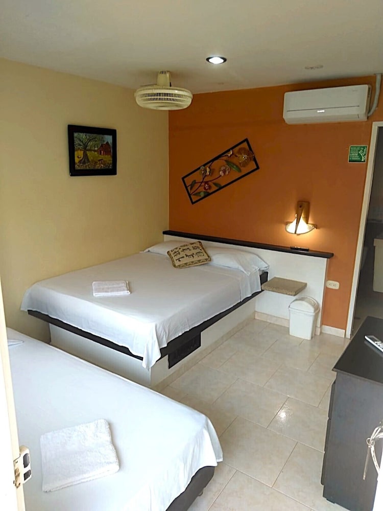 Hotel Casa Dmer - Taganga