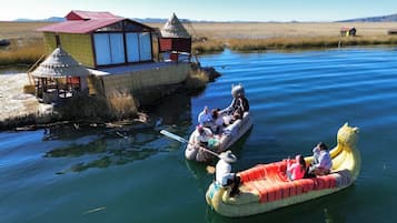 Suite Superior, varanda, vista para o lago | 1 quarto, roupa de cama fornecida