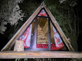 Cabana de Madeira Económica, varanda, vista para o rio | Wi-fi grátis 