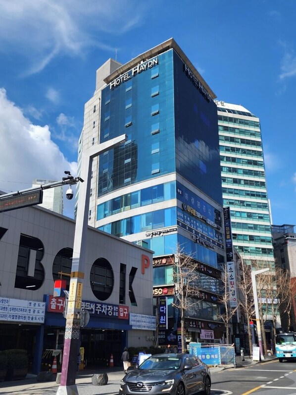 Fachada da propriedade