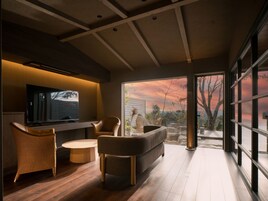 Suite, não fumadores (Kirishimagawa) | Edredões de penas, cofre no quarto, secretária, Wi-fi grátis 