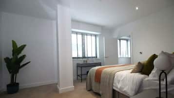 Apartamento | 2 quartos, escrivaninha, acesso à internet de alta velocidade