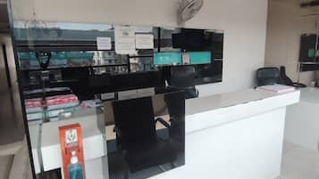 Quarto Duplo Deluxe, Vista para a cidade | Secretária, Wi-fi grátis