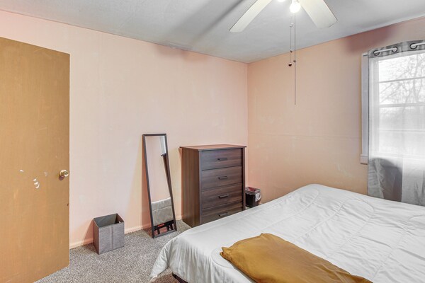 Pet-friendly Little Rock Home On Spacious Lot - Little Rock, AR