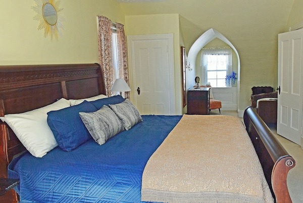 Miller House By The Bay - Nova Scotia