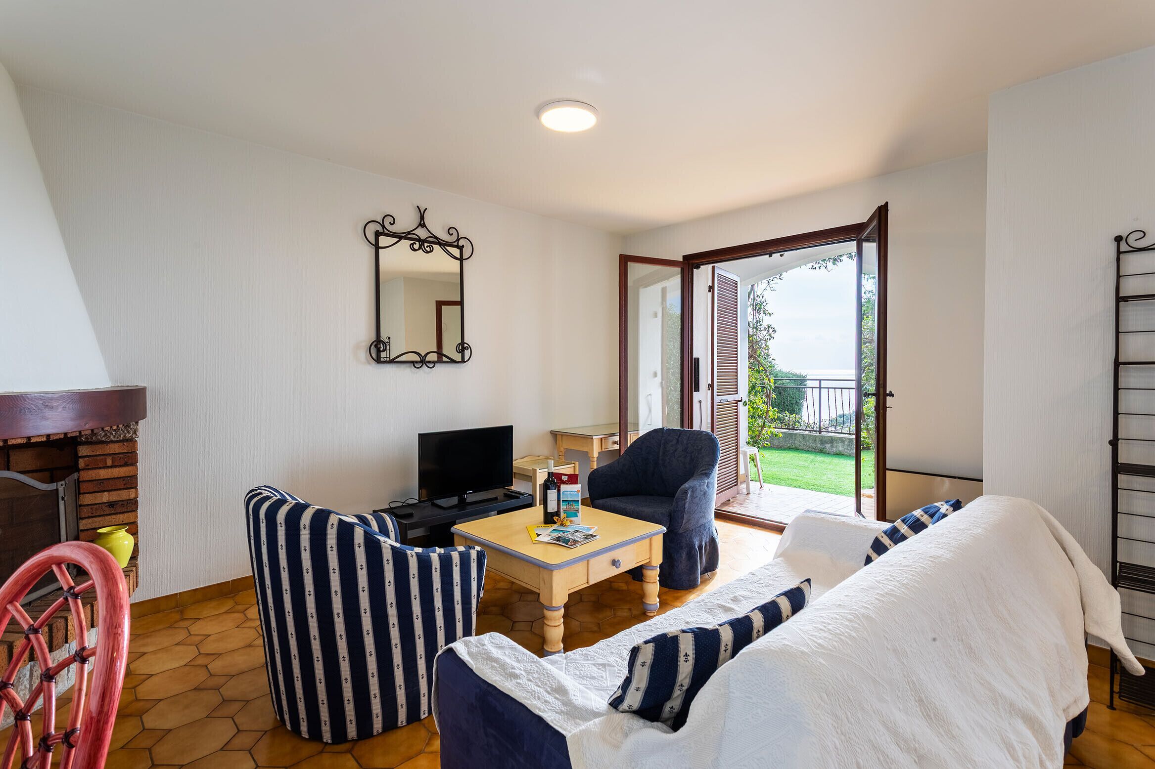 La Soleillade Vi4451 By Riviera Holiday Homes - Cap-d'Ail