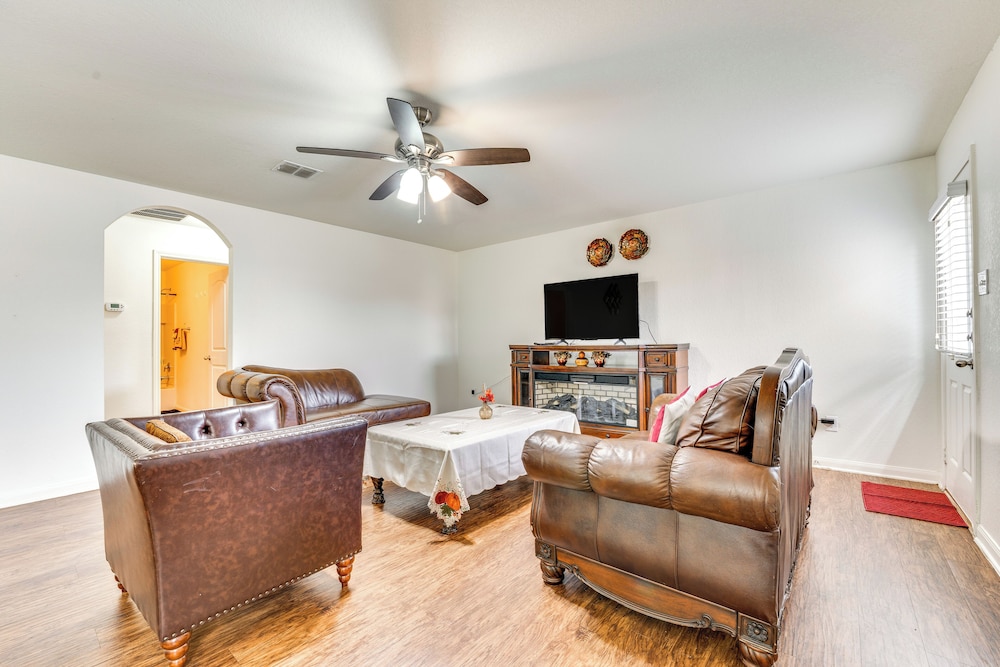 13 Mi To Lackland Afb: San Antonio Home! - Texas