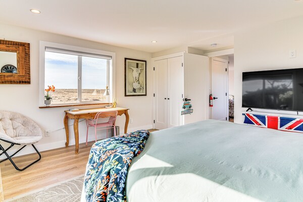 3-acre Oceanfront Home: Game Room & Fire Pit! - Astoria, OR