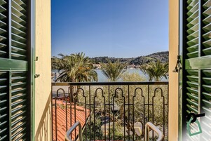 Quarto casal, vista para o mar | Sacada