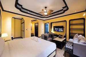 Quarto Clássico com Cama de Casal, varanda, vista para o mar | Roupa de alta qualidade, camas de colchão Select Comfort, minibar