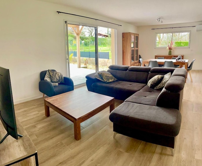 Le Chant Du Gave- Bright New House With Swimming Pool- River Below - Salies-de-Béarn