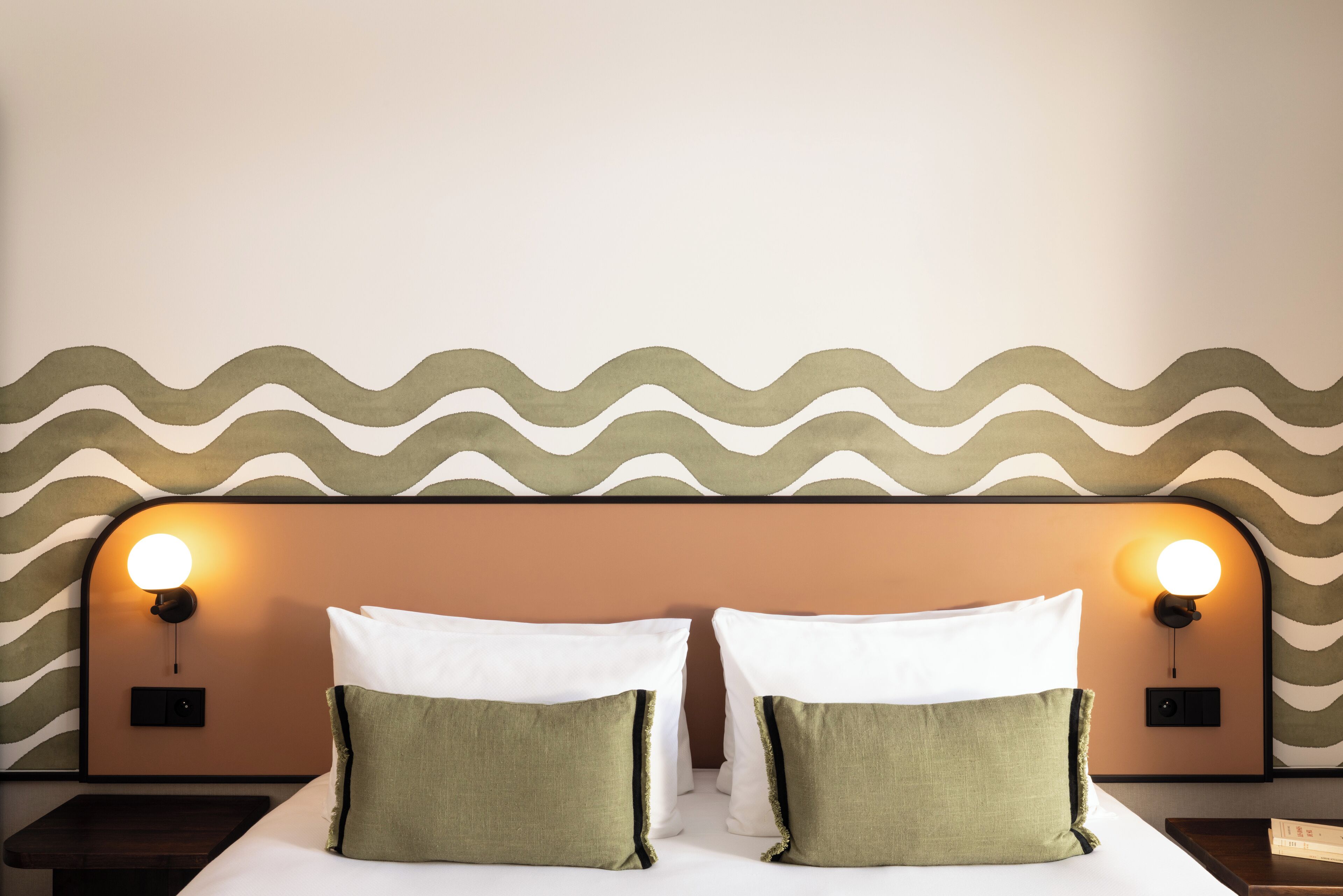 Com mobília individualizada, berços/camas para crianças grátis 