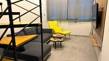 Apartamento | 1 quarto, secretária