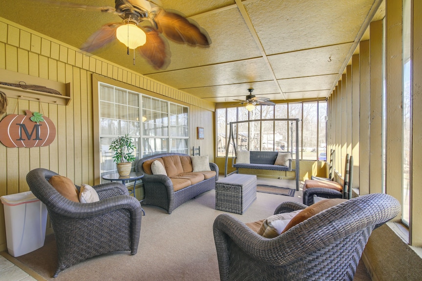 Deck & Fire Pit! Cabin Half-mi To Tunica Lake - Mississippi