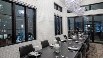 Estúdio (4 Bedrooms) | Parte interna