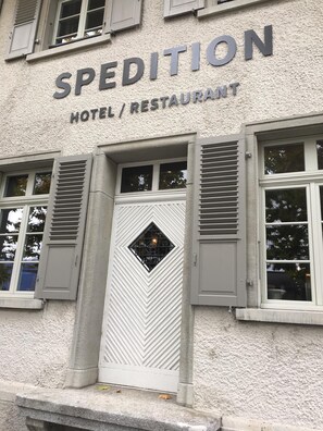 Fachada da propriedade