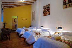 Quarto Triplo | Secretária, Wi-fi grátis