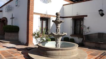 Fachada da propriedade