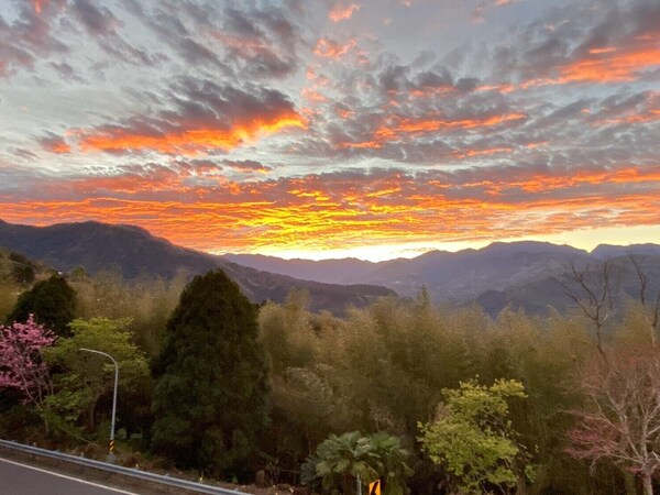 漫境民宿 - 竹崎鄉