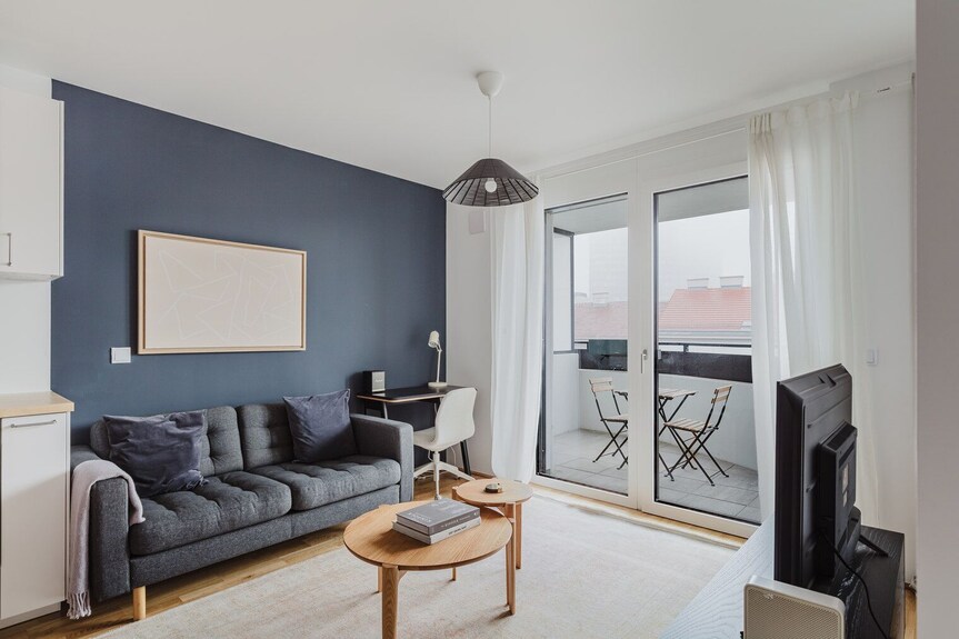 Blueground | Favoriten, Sauna & Elev, Nr Belvedere - Wenen