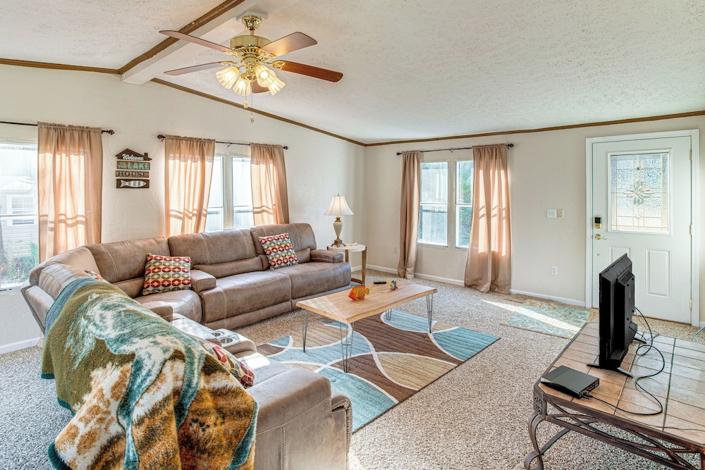 Fish On-site: Lake Murray Family Home - South Carolina