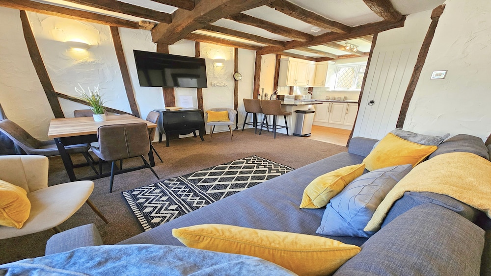 Dove Cott Sleeps 4 Central Location - Croyde