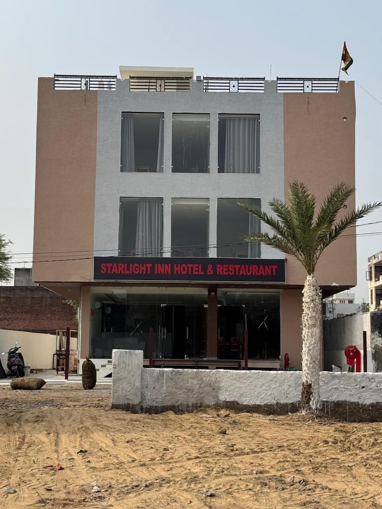 Starlight Inn Hotel - Jaipur
