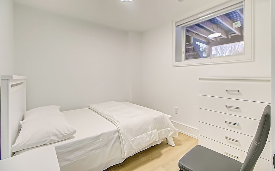 Luxury Lake & Ravine View 2 Bed Suit (B) 2025 Built - Pickering