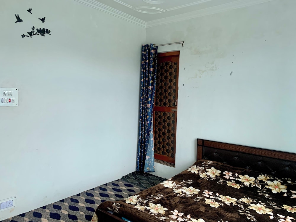 Zaitoon Homestay - Srinagar