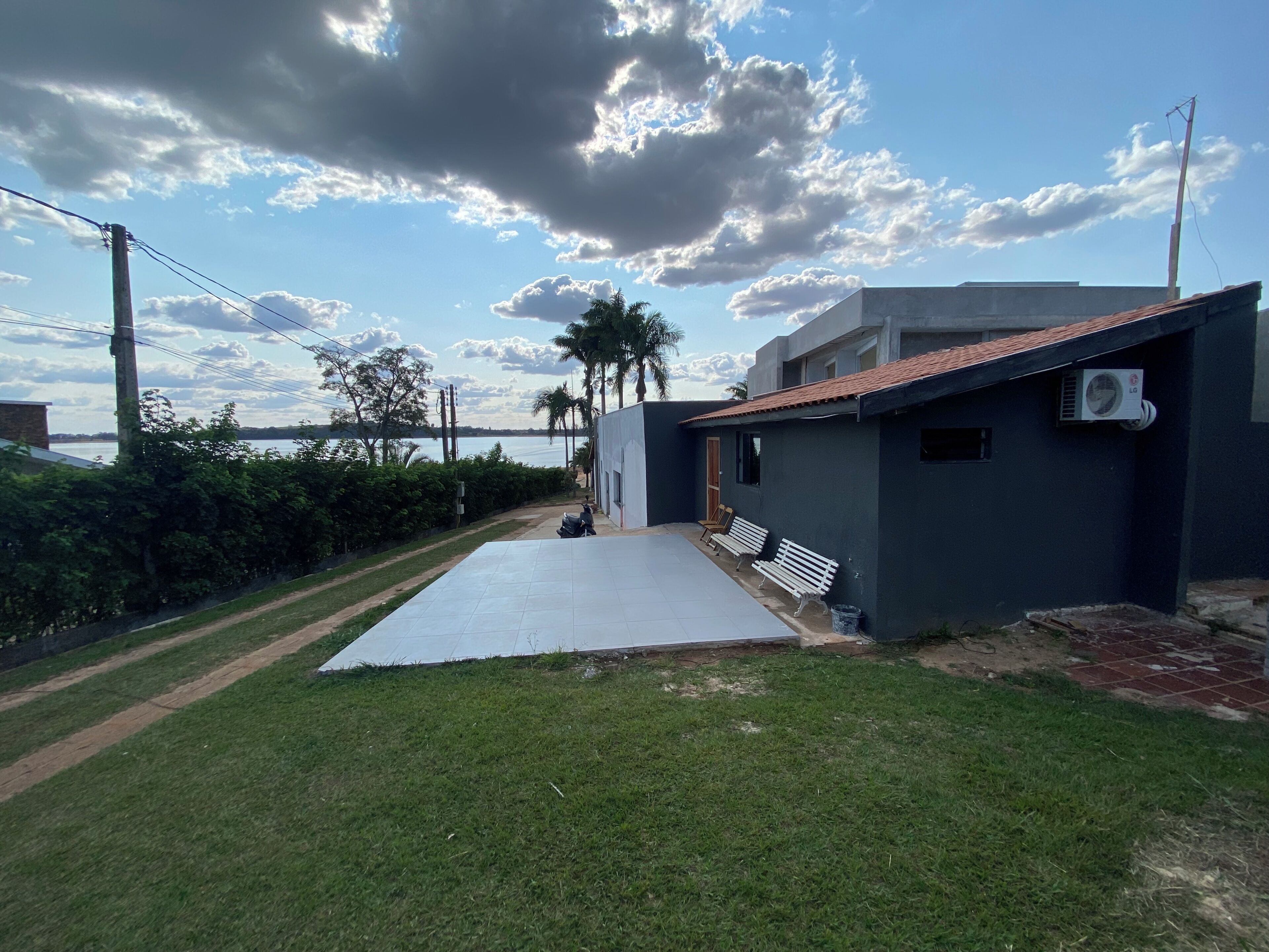 Fachada da propriedade