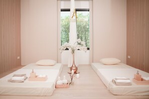 Massagens tailandesas, massagens