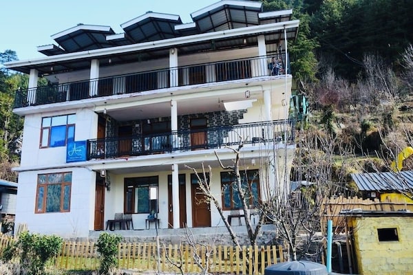 Aura By Ra Manali - Mountain View - Manali