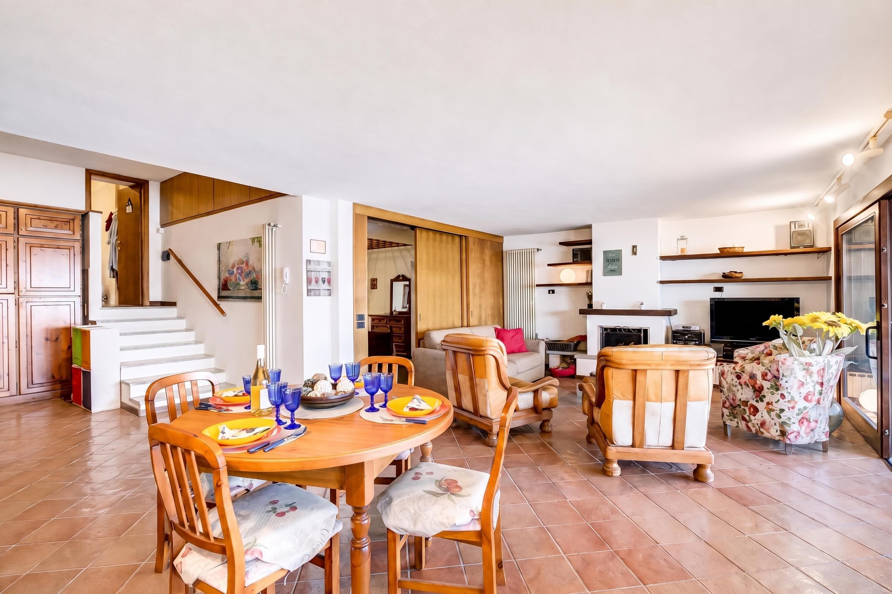 Apartamento Familiar, 1 quarto, terraço, junto à montanha (Isola Bella: Lake Maggiore view) | Restaurantes